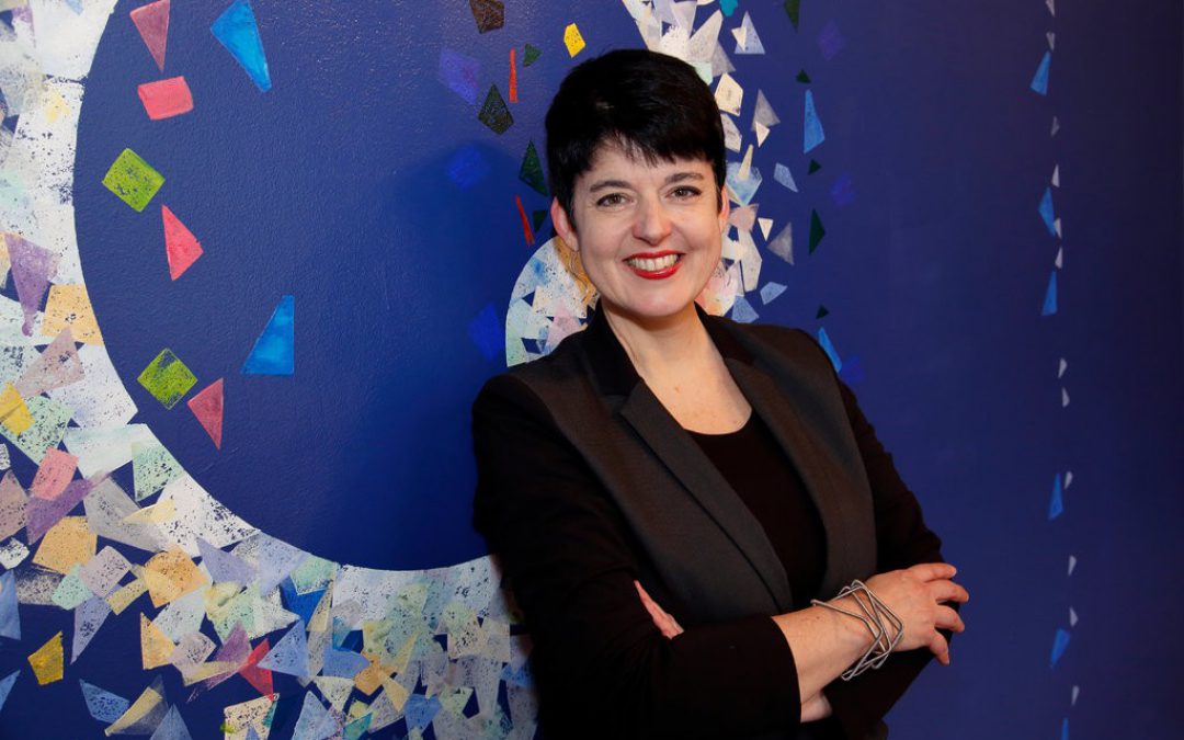 Deborah Cullen Nombrada Directora del Museo del Bronx en Nueva York ...