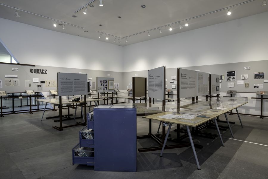 CURARE. VENENOS, REMEDIOS Y ESTRATEGIAS CRÍTICAS, 1991-2010 - Artishock ...